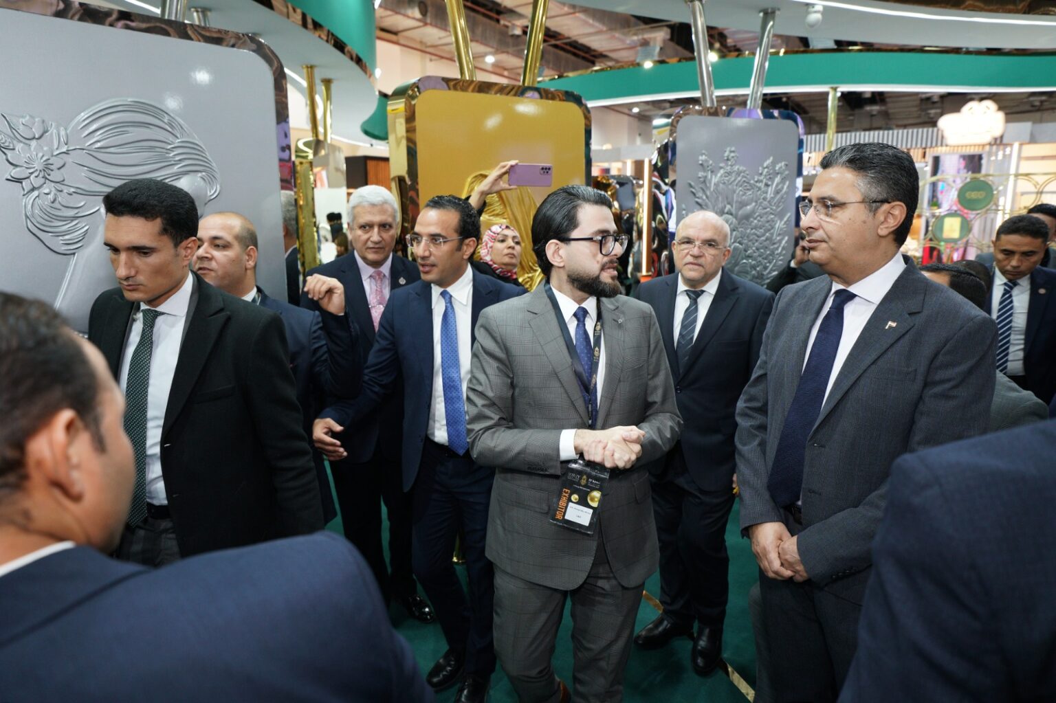 Mr. Sherif Farouk Visits SAM Precious Metals at Nebu Expo – SAM ... Mr. Sherif Farouk Visits SAM Precious Metals at Nebu Expo – SAM ...